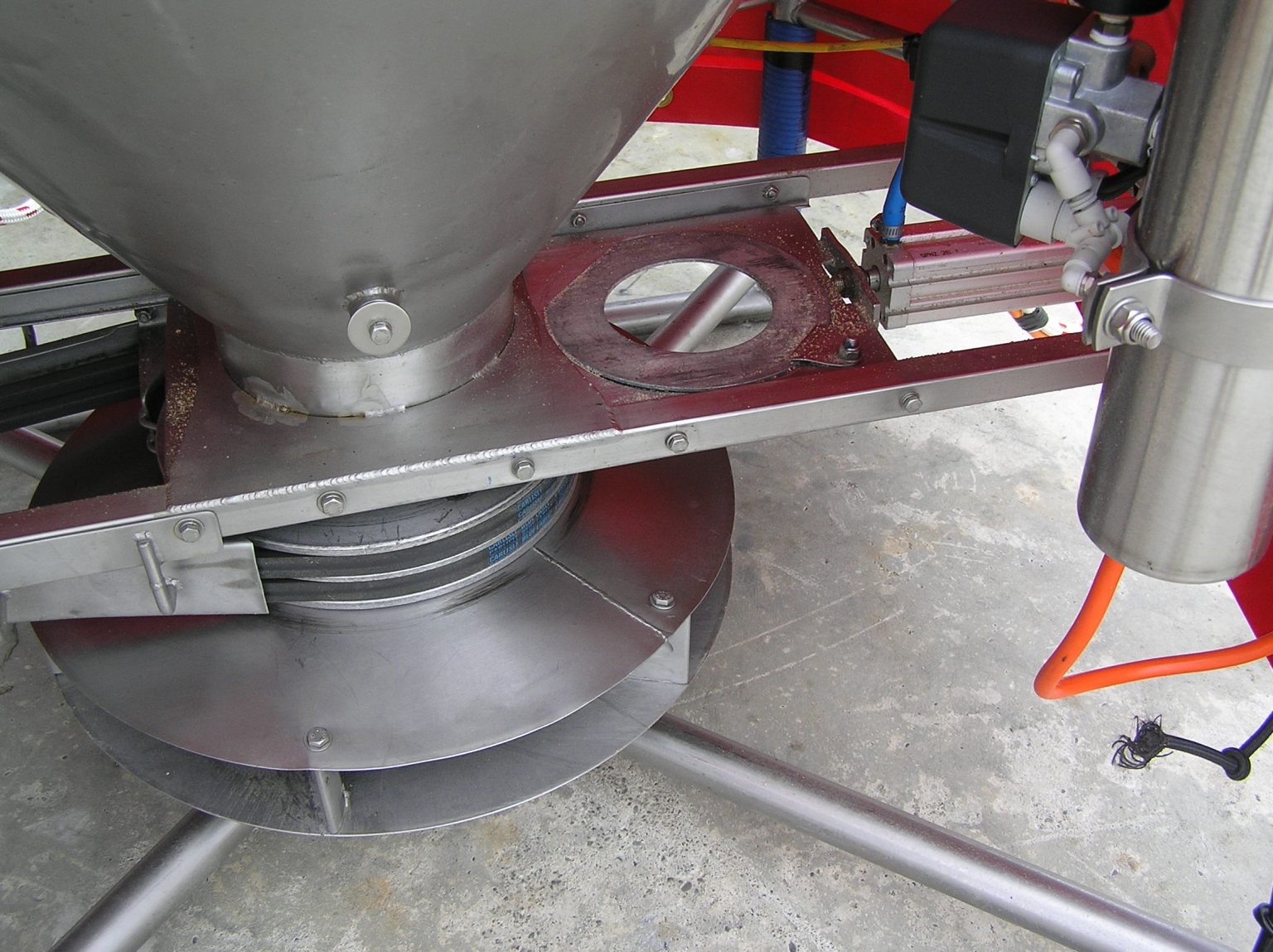 The bait-spreading bucket – a key piece of equipment for aerial rodent ...