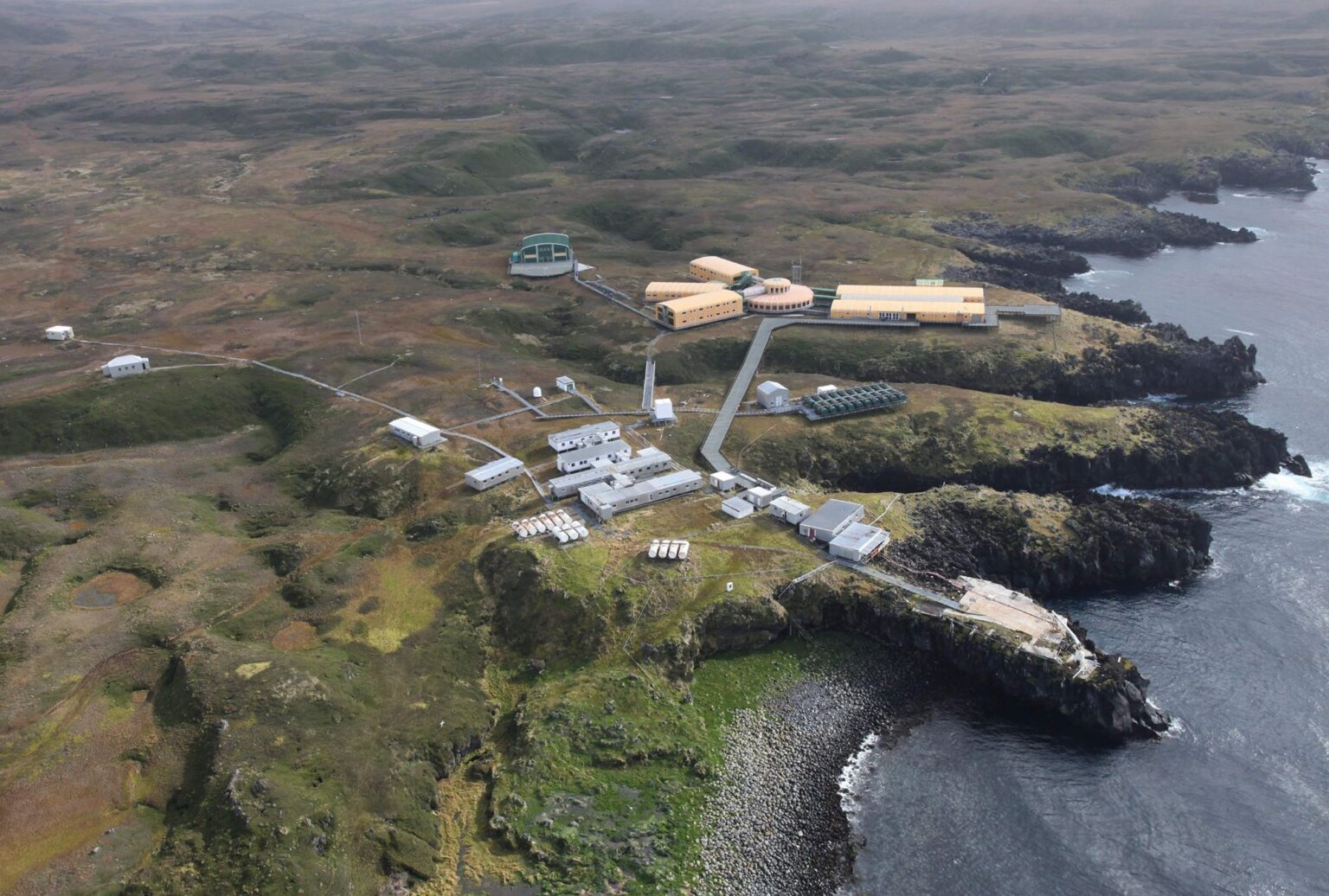 Saying goodbye to Marion Island’s old base is good news for the Mouse ...